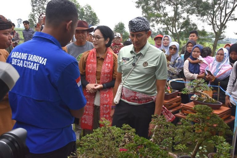 Menteri Pariwisata Sandiaga Rekomendasikan Desa Wisata Cisaat